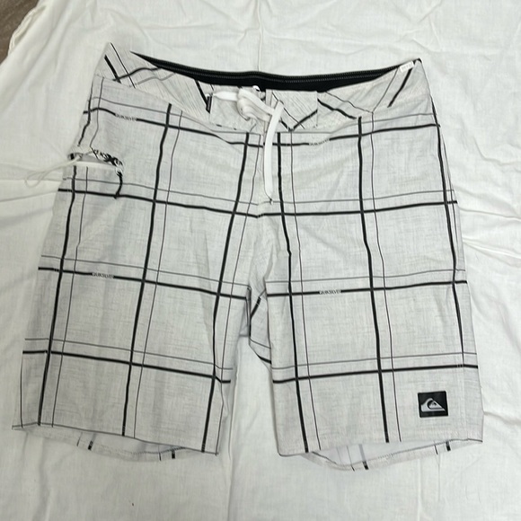 Quiksilver | Swim | Quicksilver Mens Swim Shorts | Poshmark